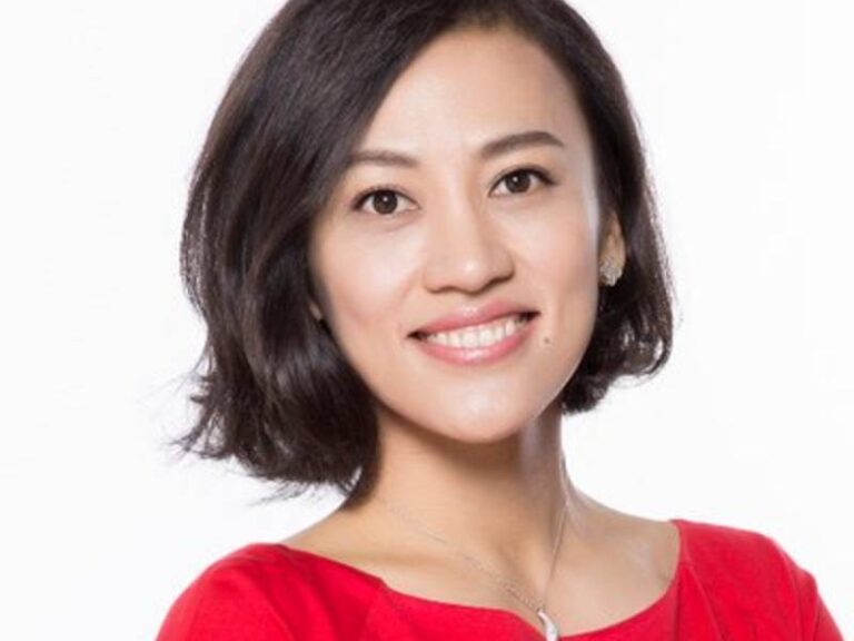 Top 50 Inspirational Females Changing the World Today