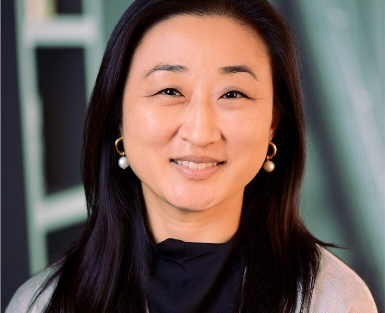 Top 50 Inspirational Females Changing the World Today